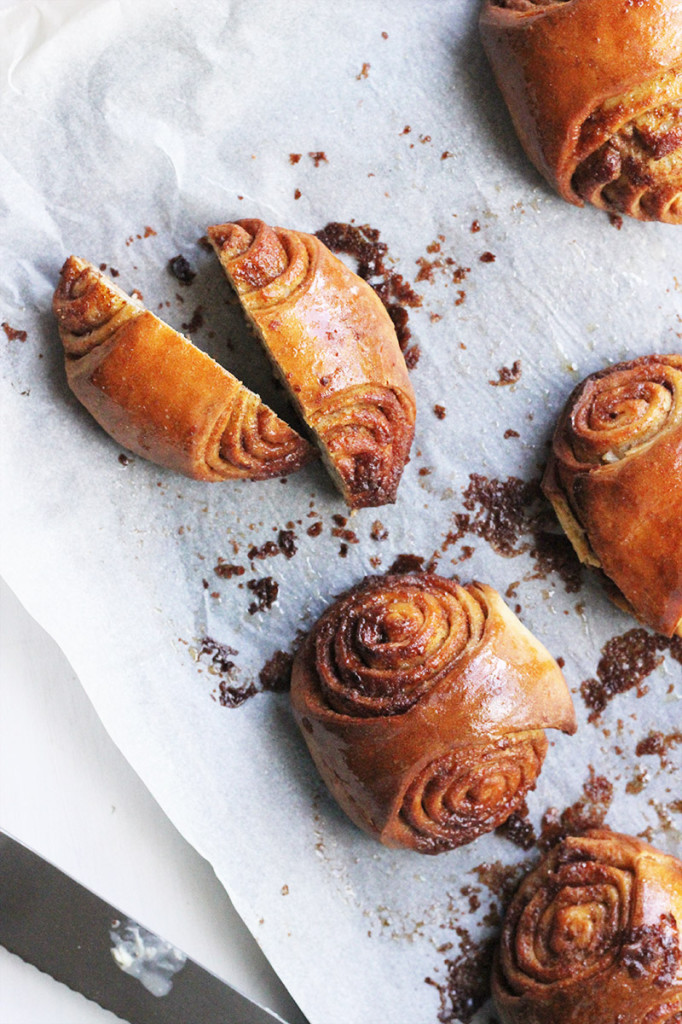 Super Swirly Cinnamon Buns | The Sugar Hit