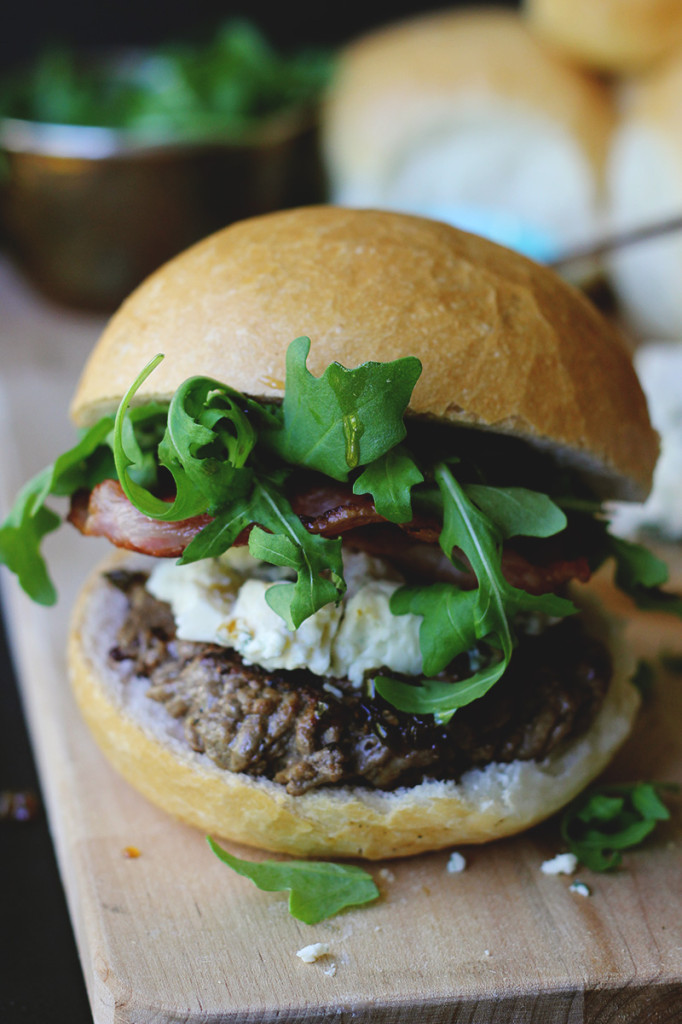 Bacon Blue Cheese Burgers with Arugula & Quick Jalapeno Jam {street ...