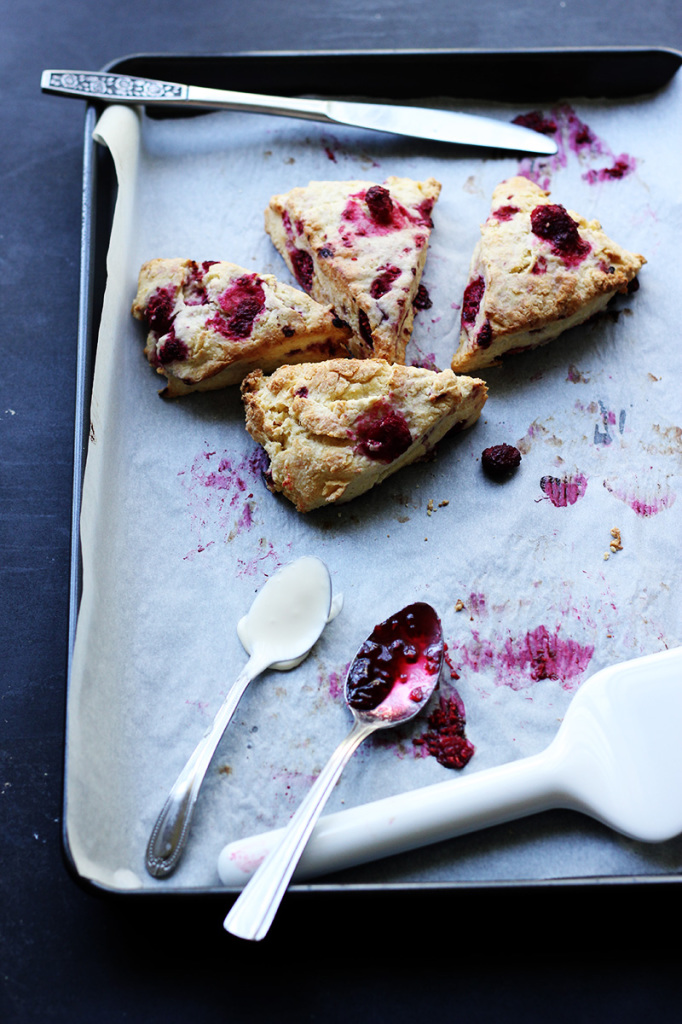 Raspberry & Vanilla Scones | The Sugar Hit