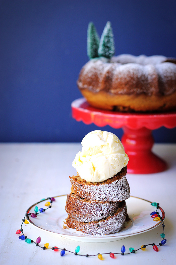 Maple Gingerbread Bundt Cake | The Sugar Hit