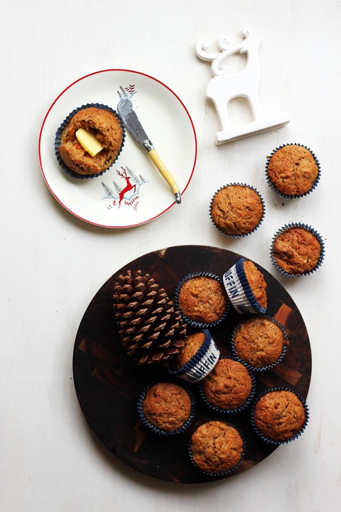 Santa's Reindeer Cakes | The Sugar Hit