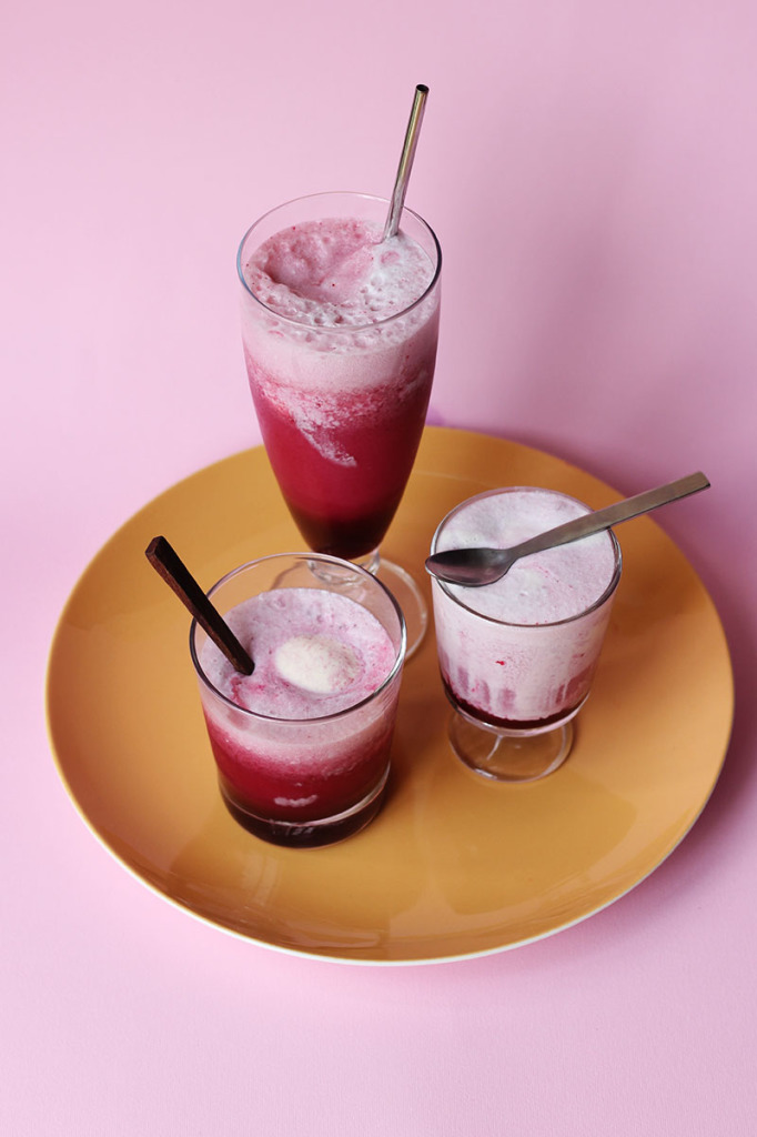 Lemon & Blueberry Ice Cream Floats | The Sugar Hit